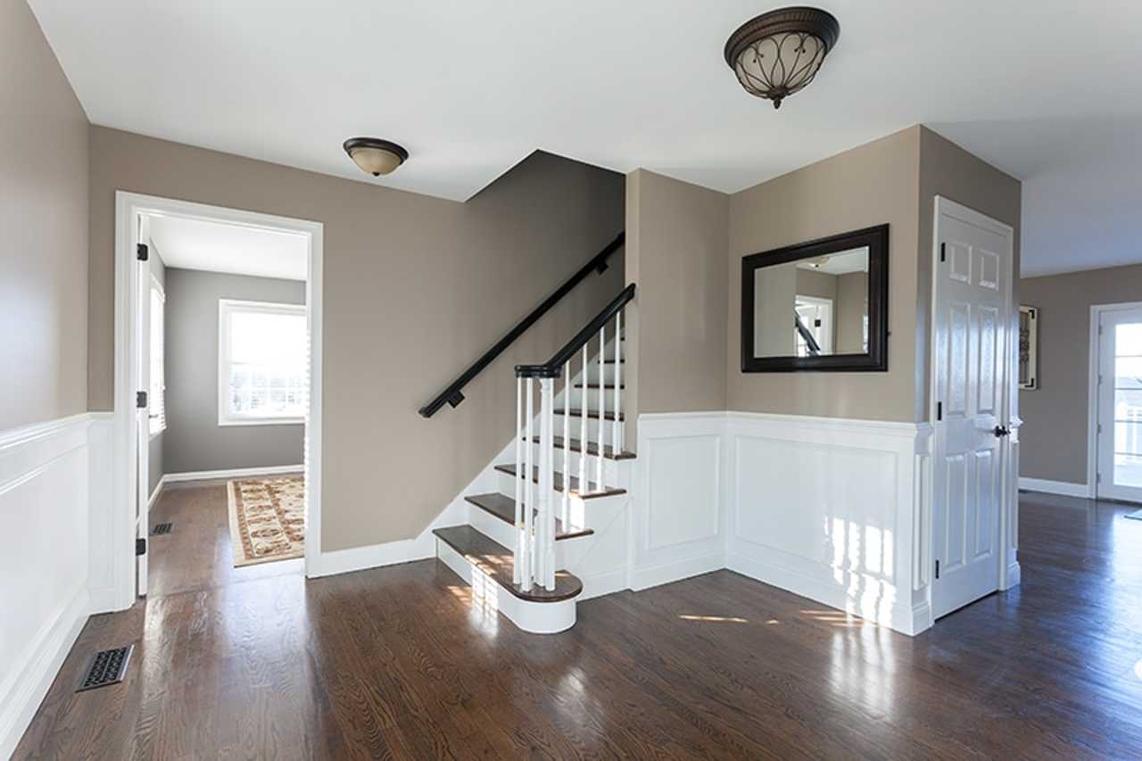 Exploring the Diverse Skills of a Residential Interior Painter
